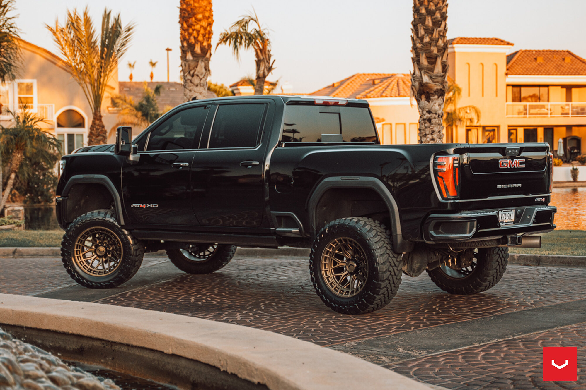 GMC Sierra AT4 HD - HFX Series: HFX-1 (8-Lug) - Vossen Wheels