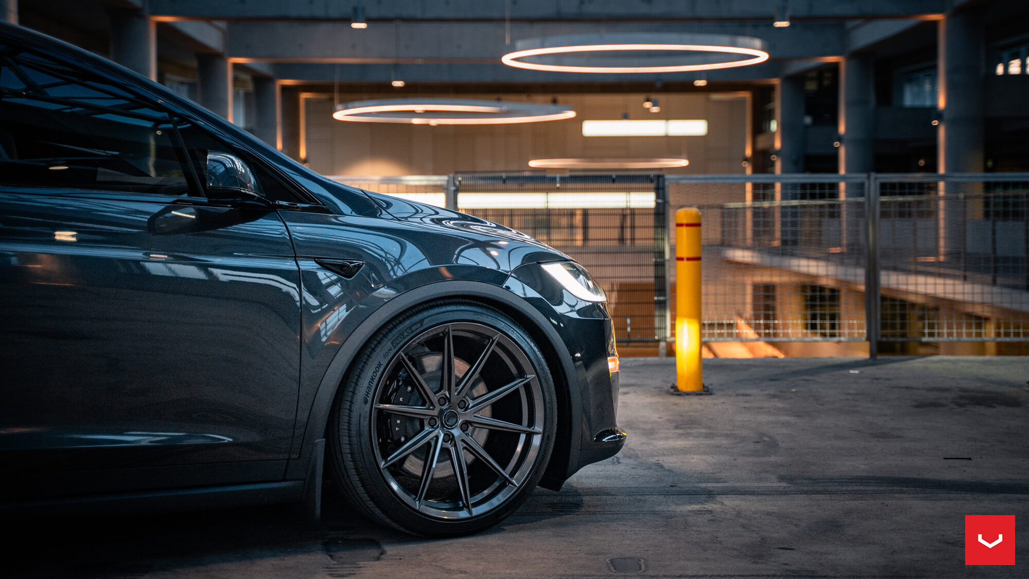 Tesla Model X - HFX Series: HFX-2 (5-Lug) - Vossen Wheels