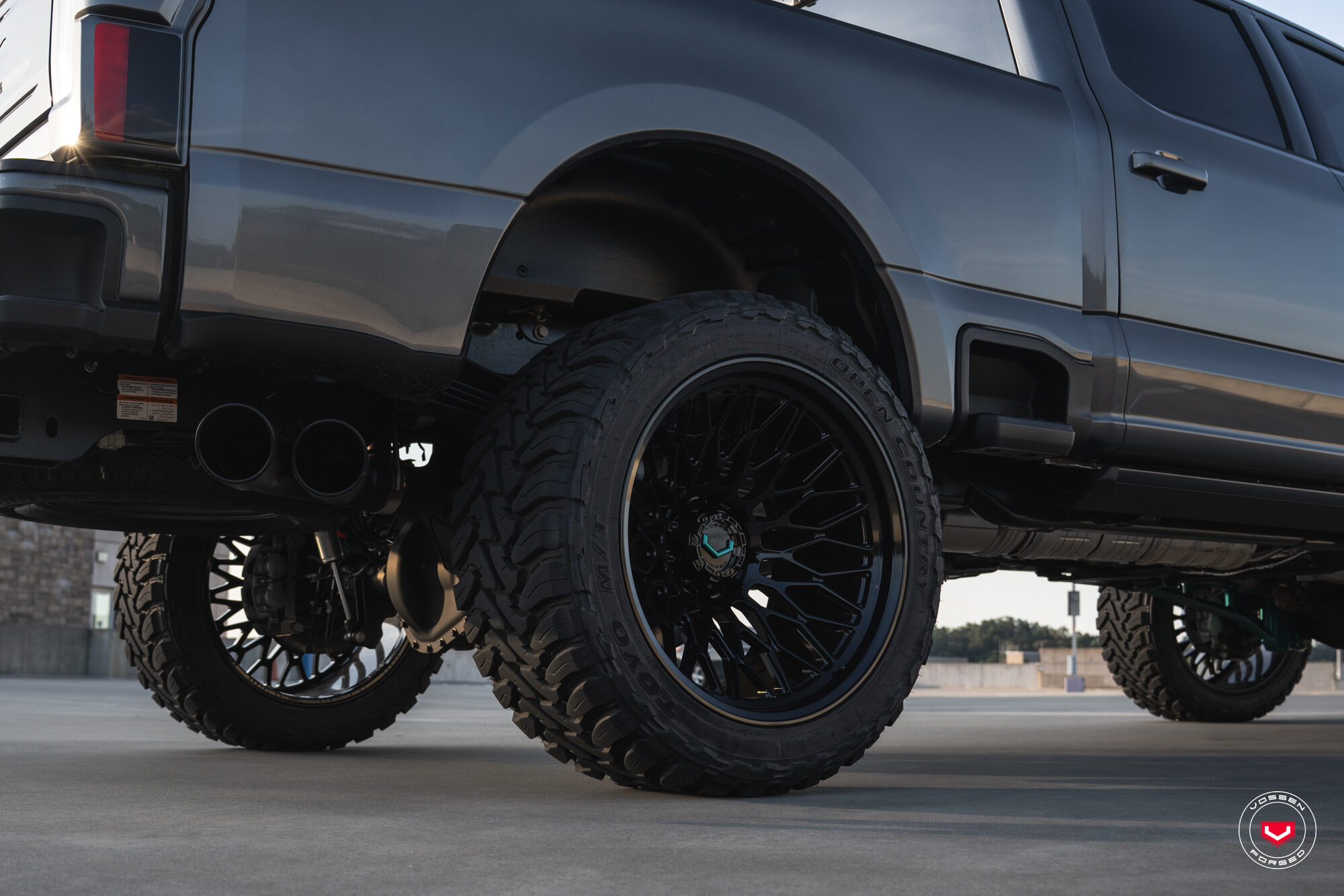 Ford F-250 Superduty - GNX Series: GNX-02 - Vossen Wheels
