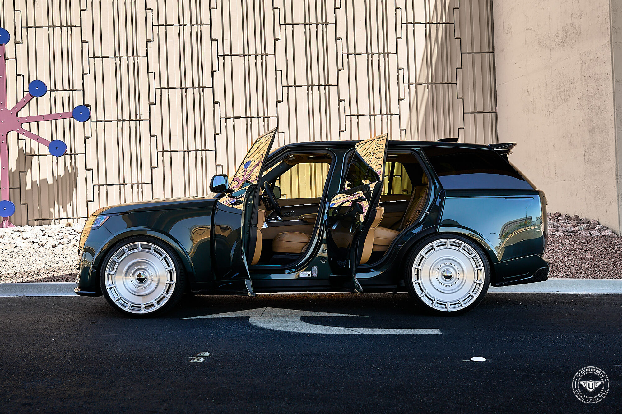 Land Rover Range Rover - Urban x Vossen Series: UV-7 - Vossen Wheels