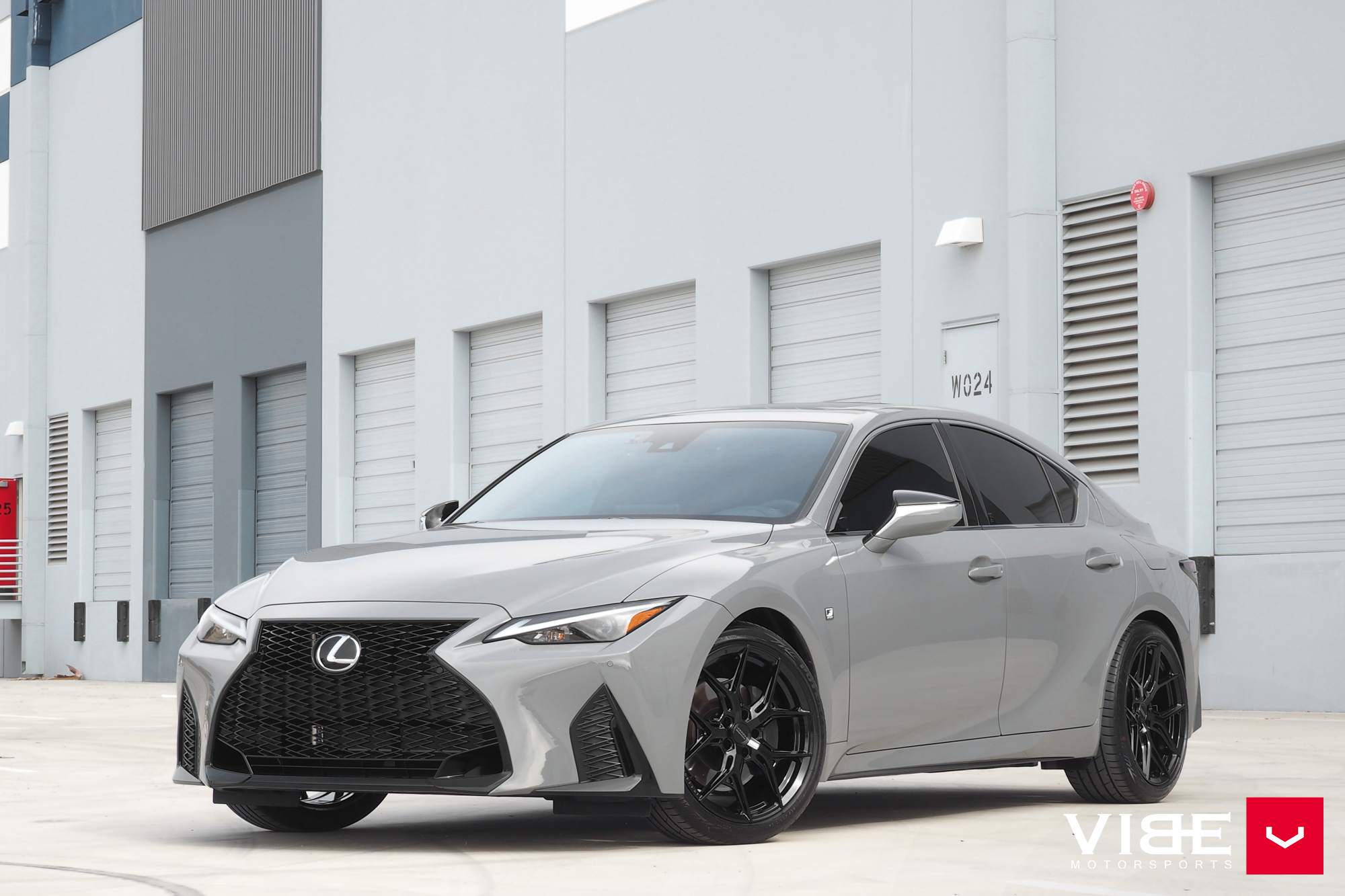 Lexus IS350 F-Sport - Hybrid Forged Series: HF-5 - Vossen Wheels