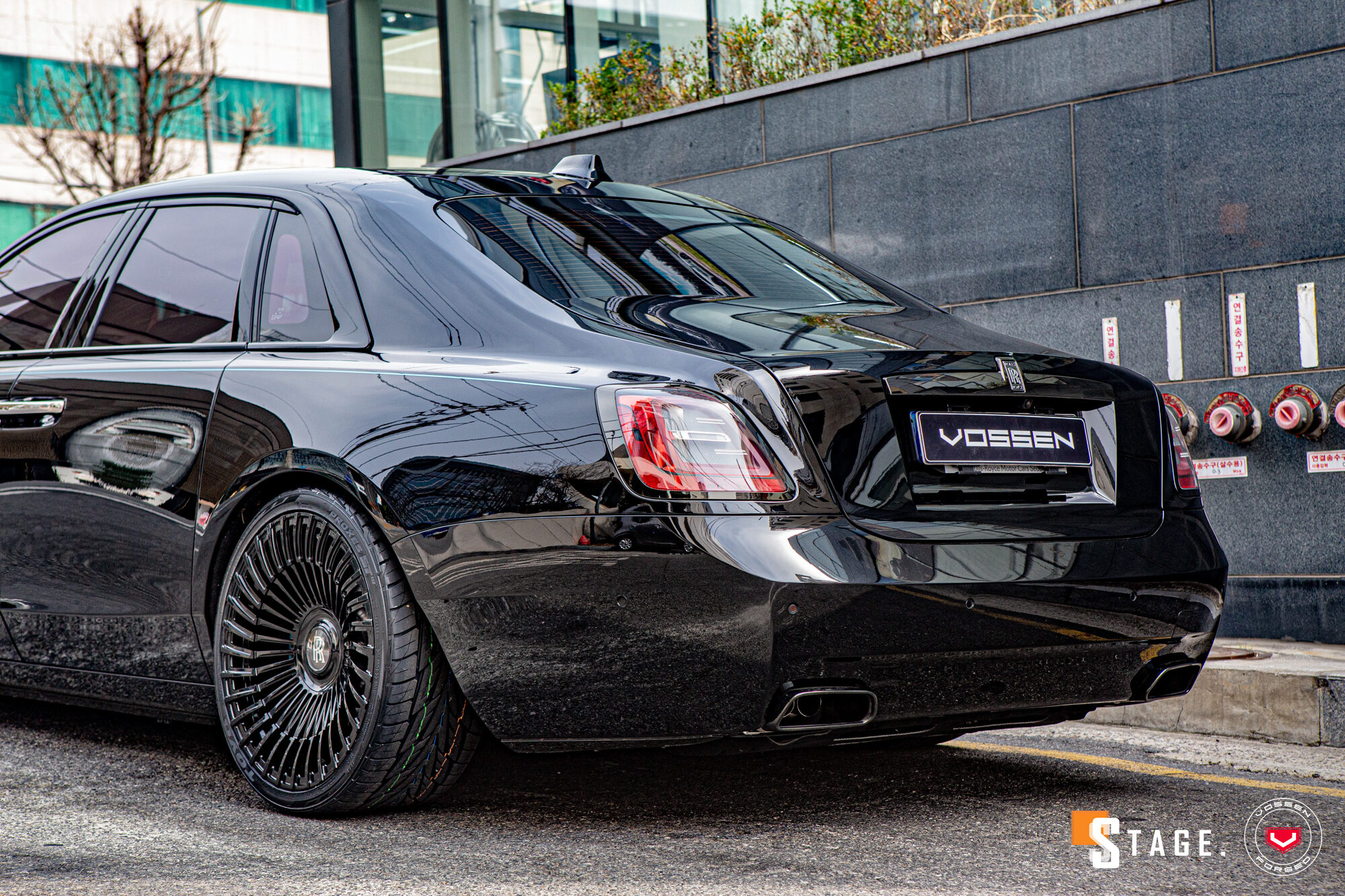 Rolls Royce Ghost - Urban Automotive x Vossen: UV-5 - Vossen Wheels