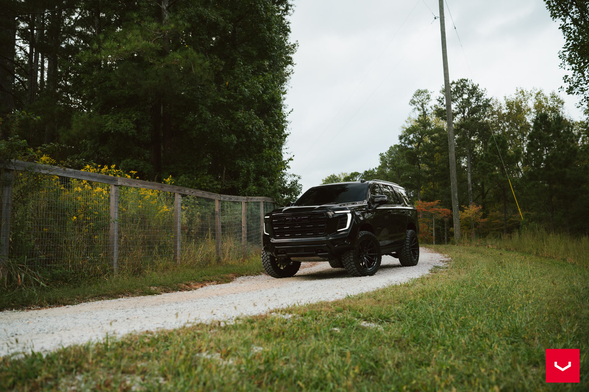 GMC Yukon AT4 - HFX Series: HFX-2 (6-Lug) - Vossen Wheels