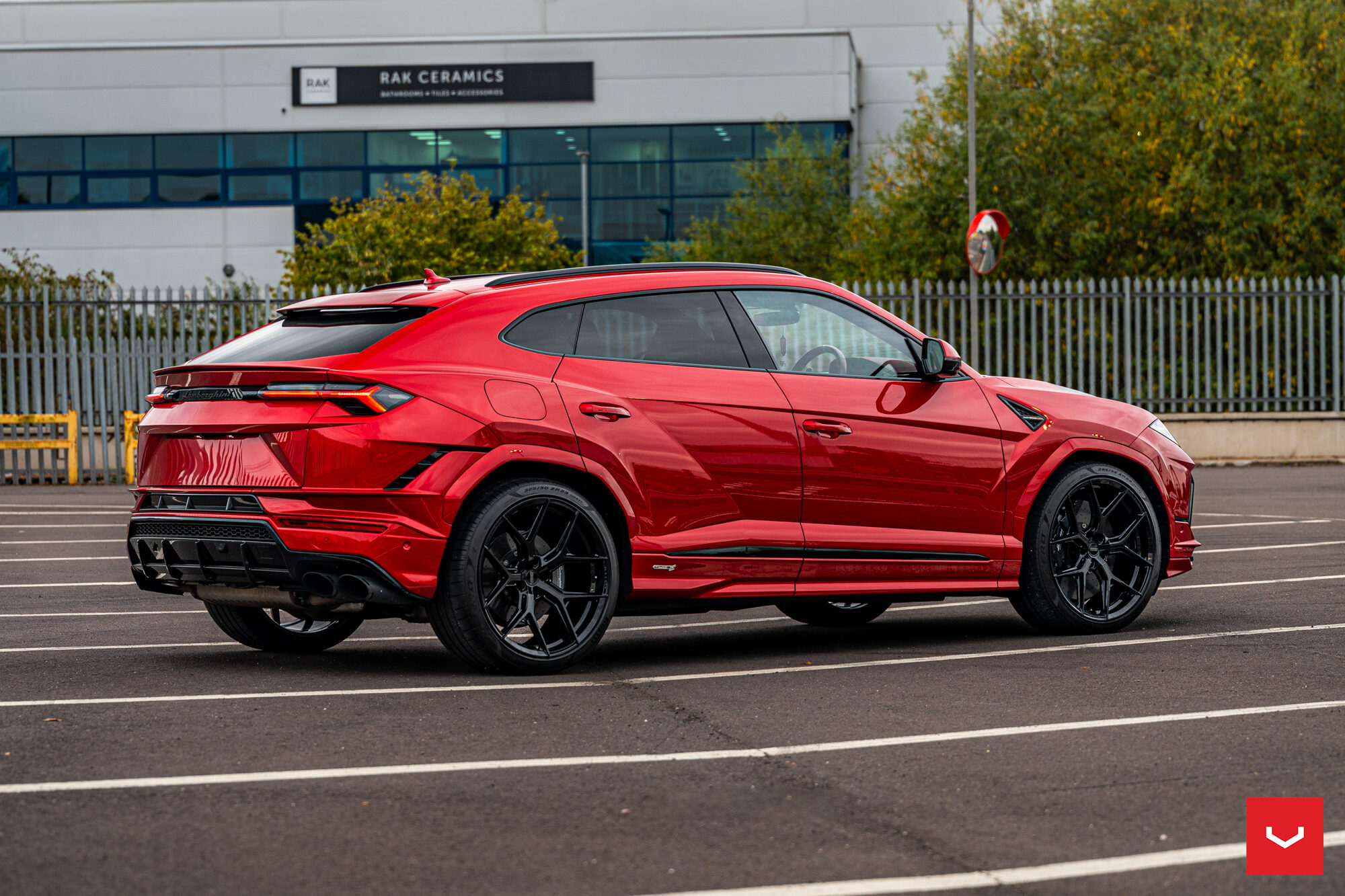 Lamborghini Urus - Hybrid Forged Series: HF-5 - Vossen Wheels