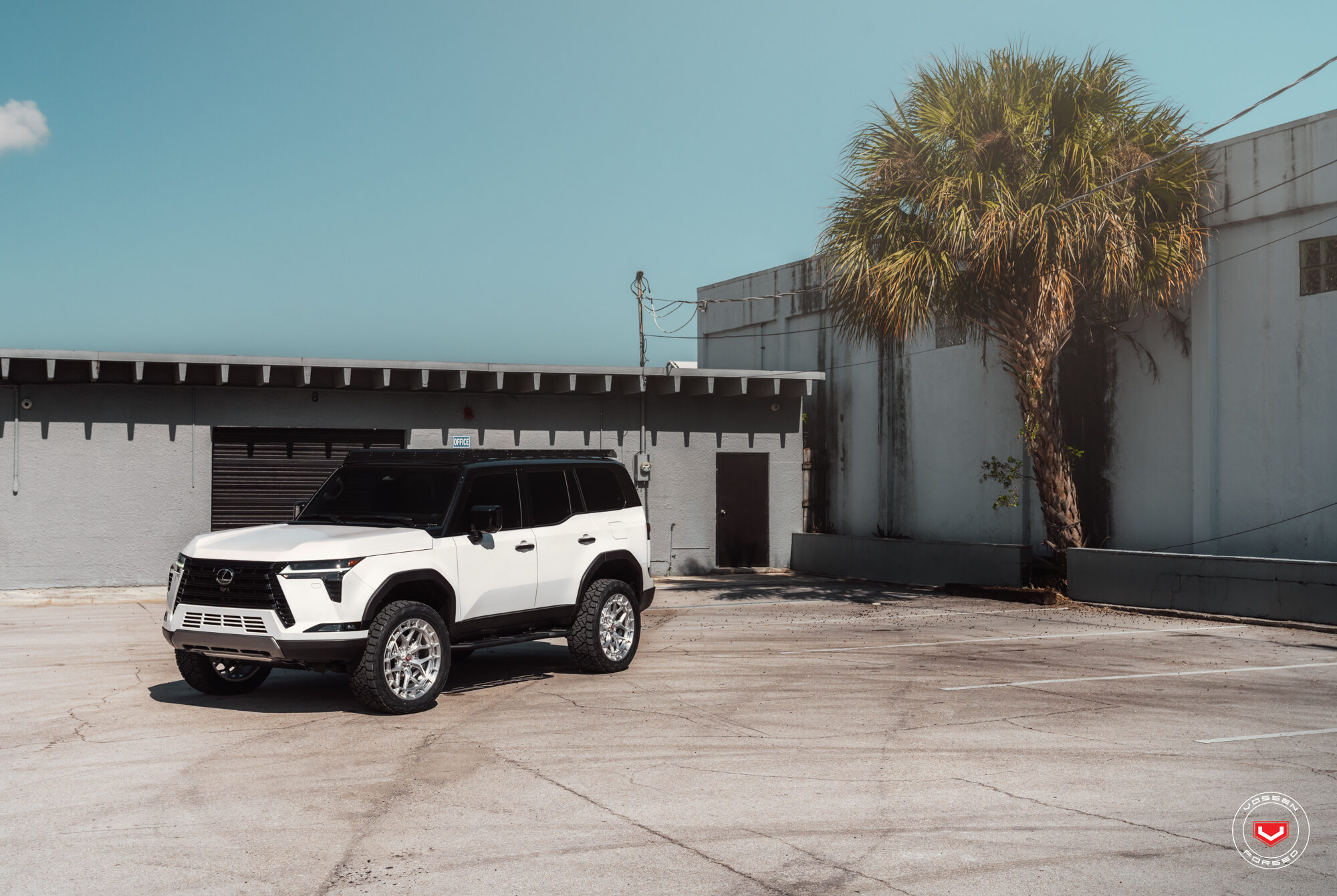 Lexus GX550 - LCX Series: LCX-02 - Vossen Wheels