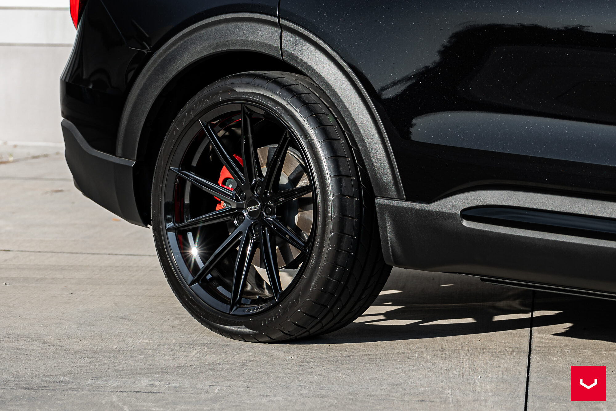 Ford Explorer ST - HFX Series: HFX-2 (5-Lug) - Vossen Wheels