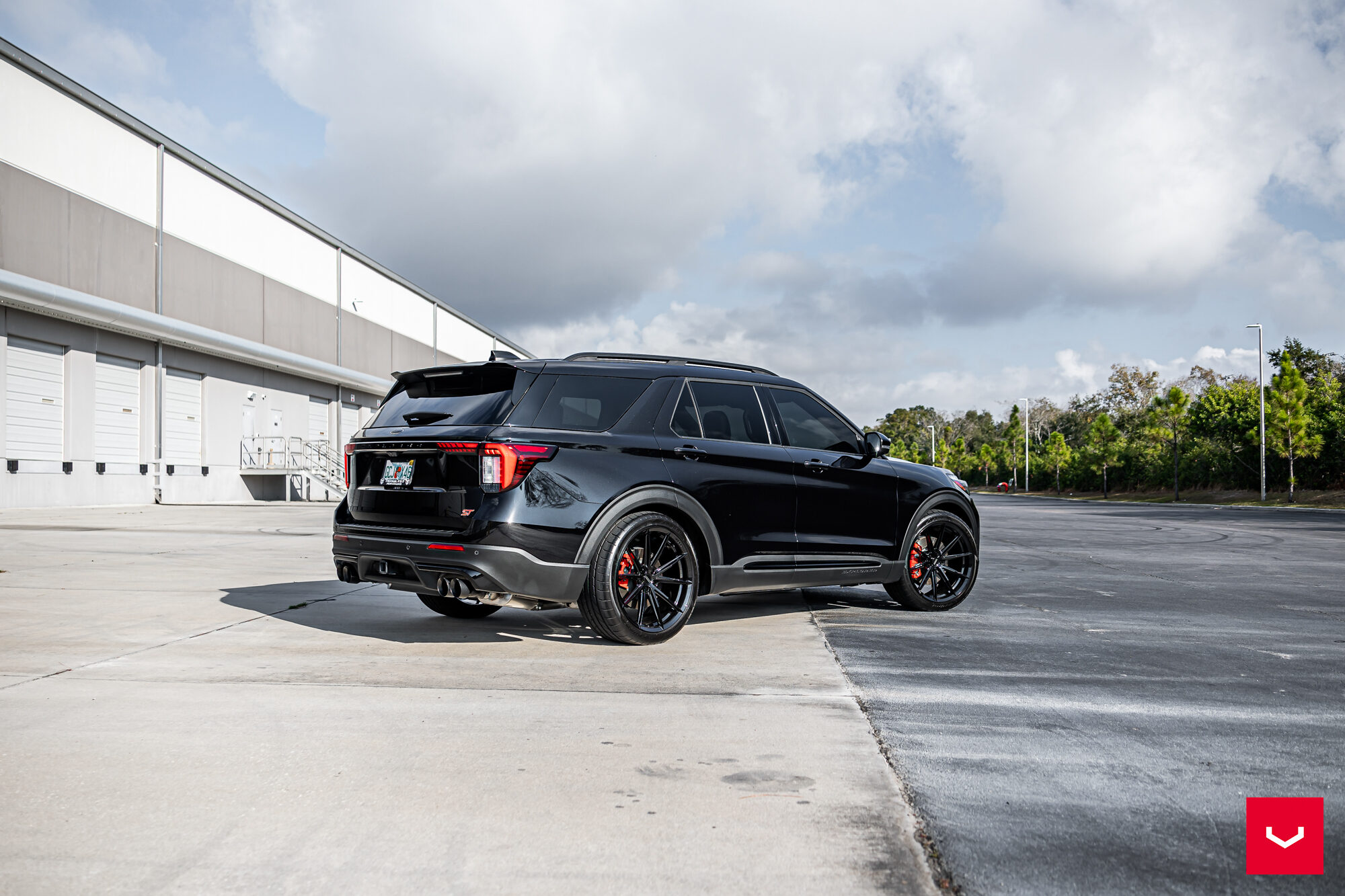 Ford Explorer ST - HFX Series: HFX-2 (5-Lug) - Vossen Wheels