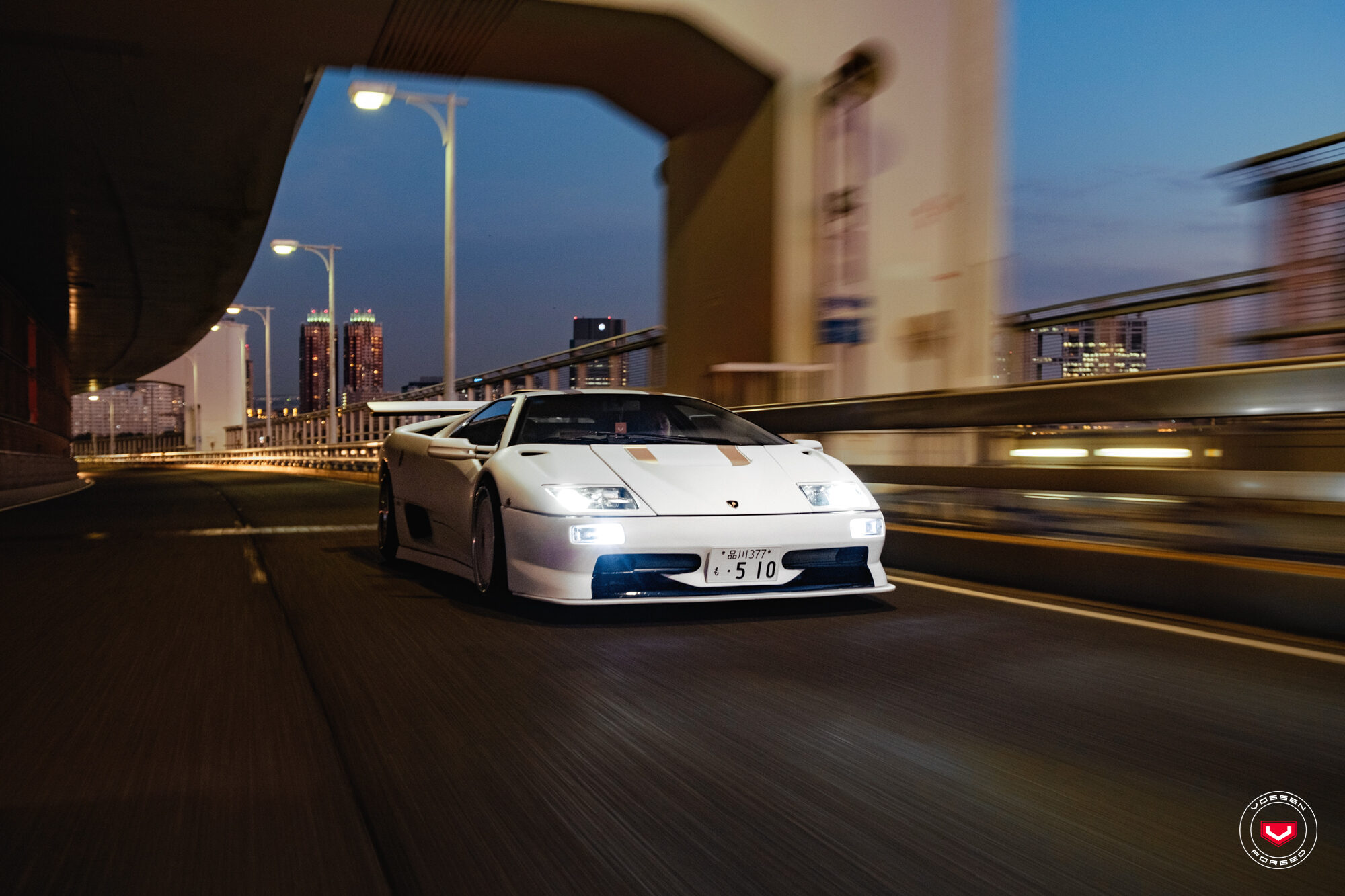 Lamborghini Diablo - GEN Series: GEN-04 (3-Piece) - Vossen Wheels