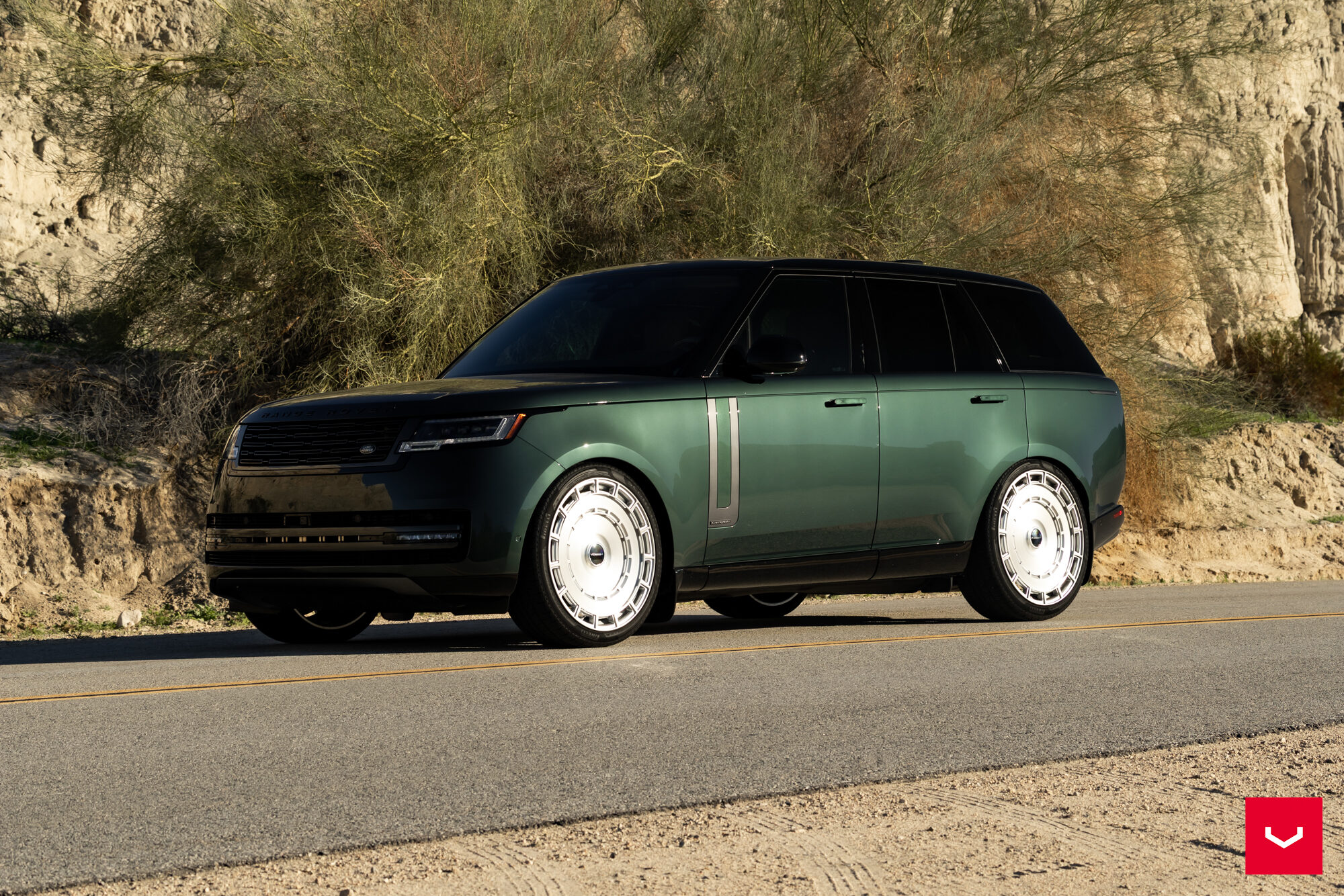 Land Rover Range Rover - Hybrid Forged Series: HF-9 - Vossen Wheels