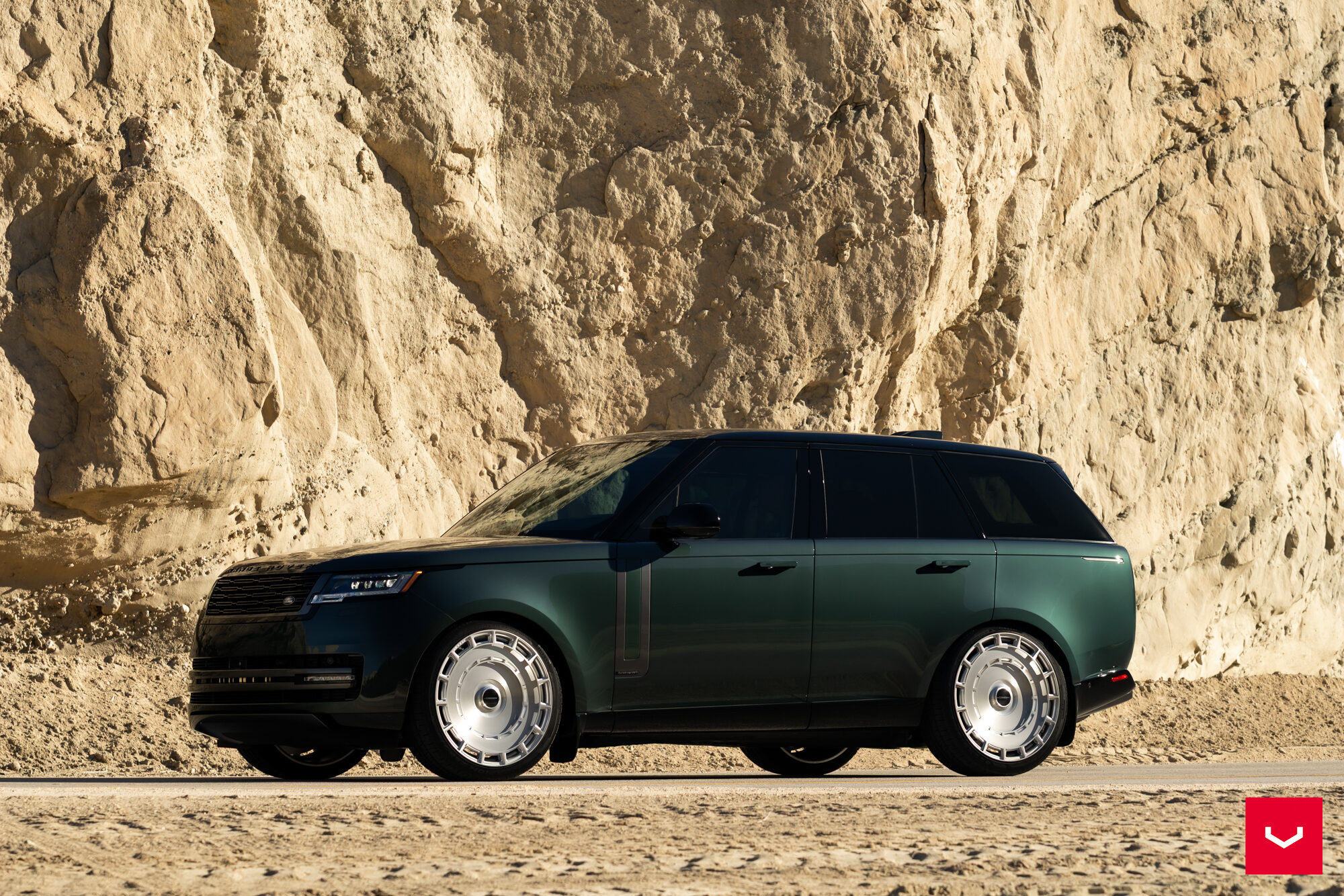 Land Rover Range Rover - Hybrid Forged Series: HF-9 - Vossen Wheels