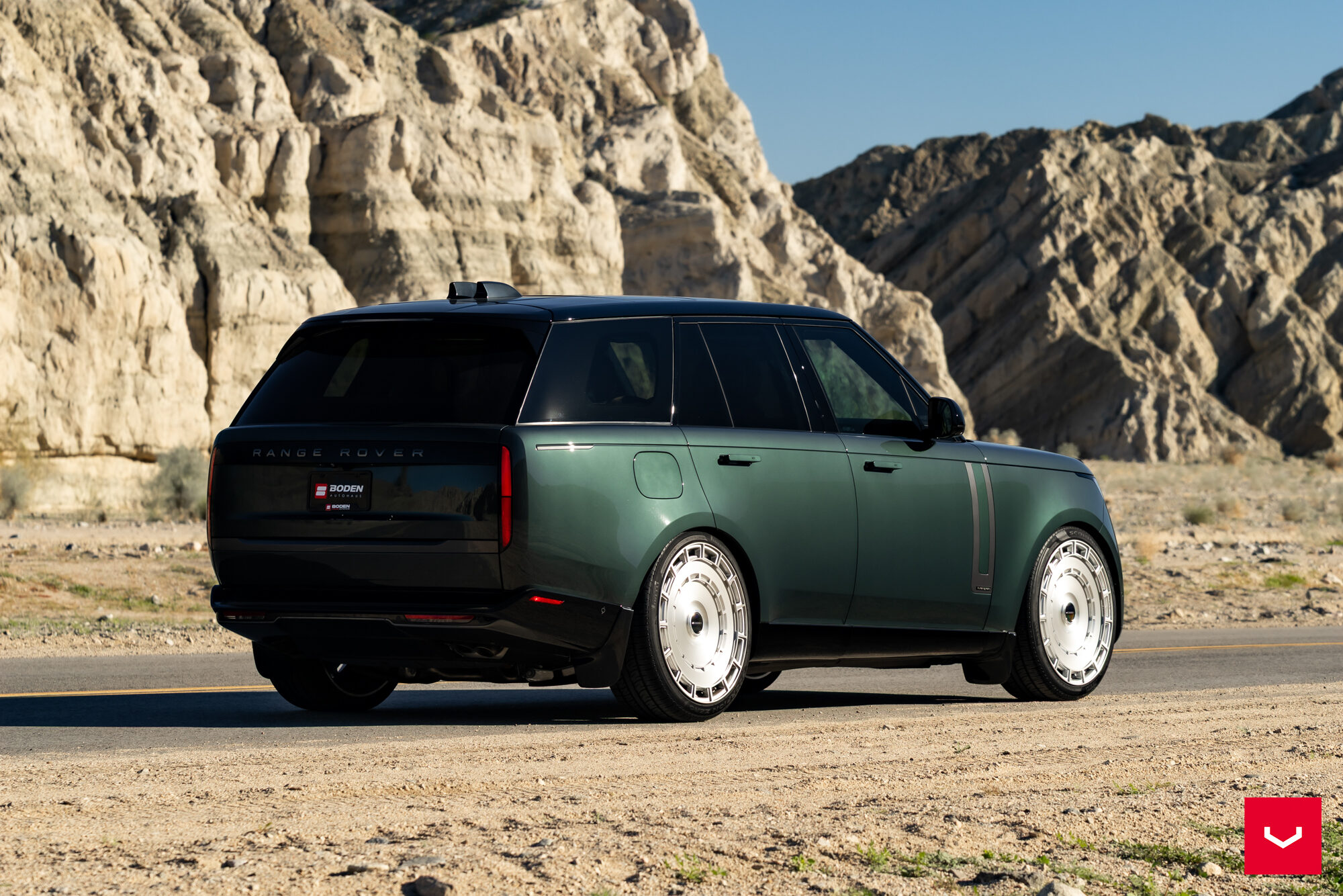 Land Rover Range Rover - Hybrid Forged Series: HF-9 - Vossen Wheels