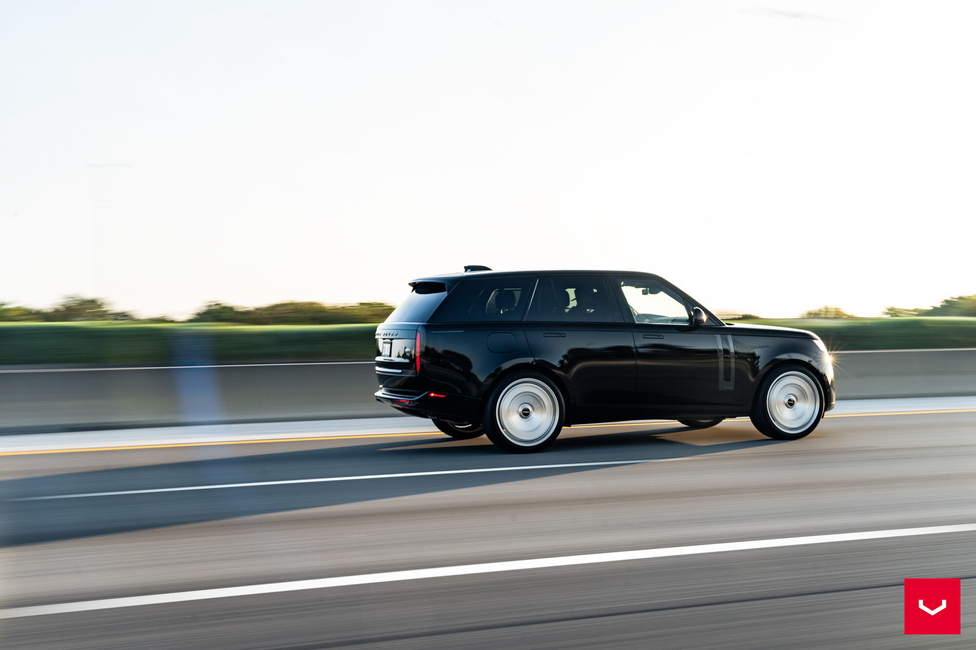 Land Rover Range Rover - Hybrid Forged Series: HF-9 - Vossen Wheels