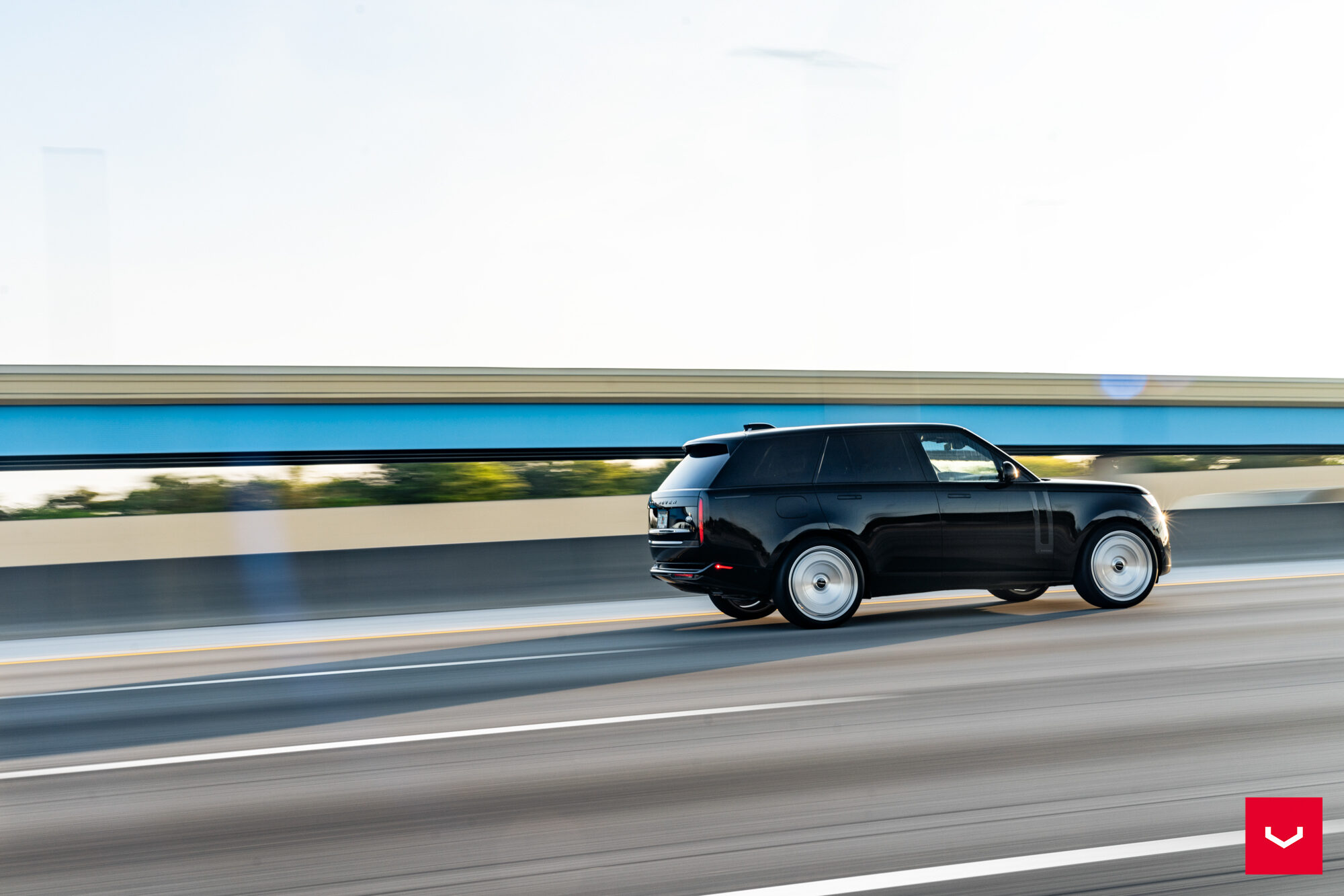 Land Rover Range Rover - Hybrid Forged Series: HF-9 - Vossen Wheels