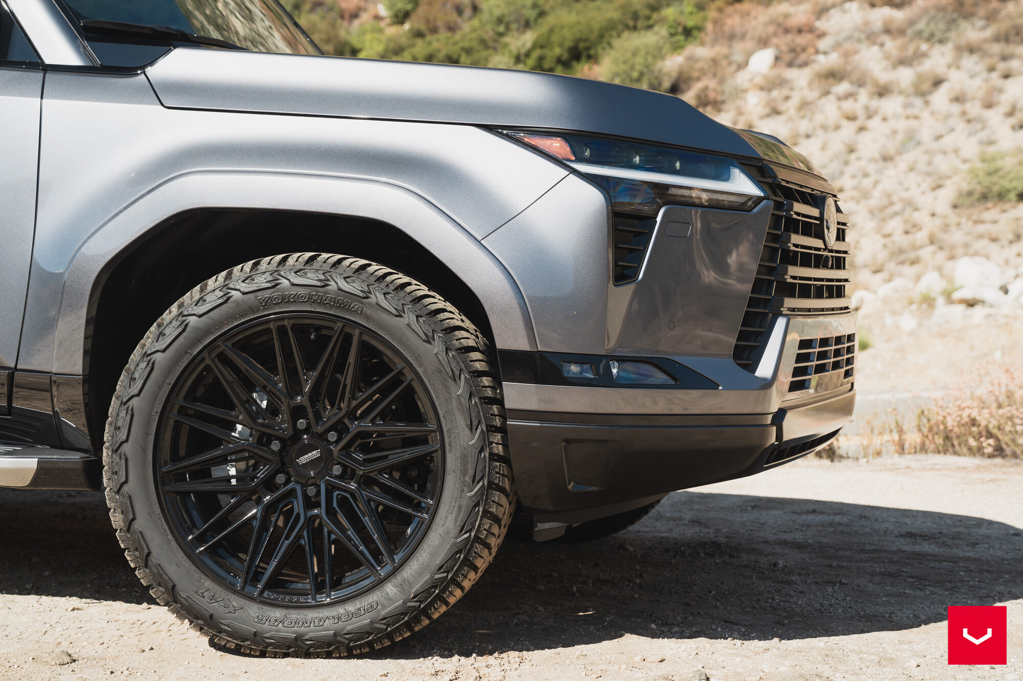 Leus GX550 - Hybrid Forged Series: HF6-5 - Vossen Wheels