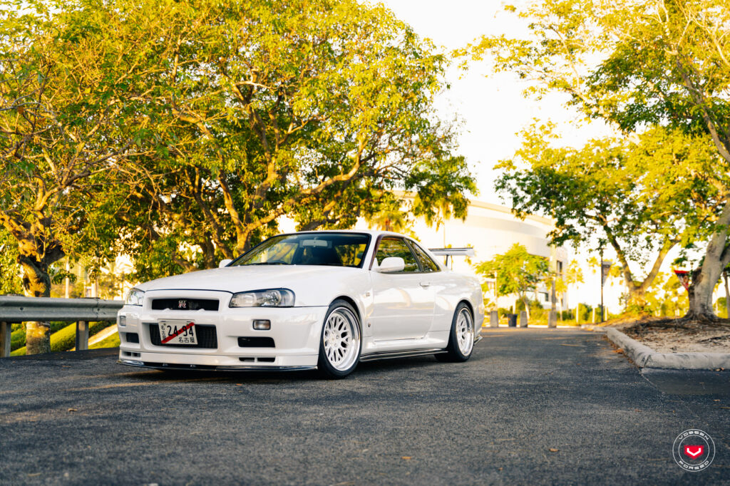 Nissan Skyline R34 GT-R - GEN Series: GEN-03 (3-Piece) - Vossen Wheels