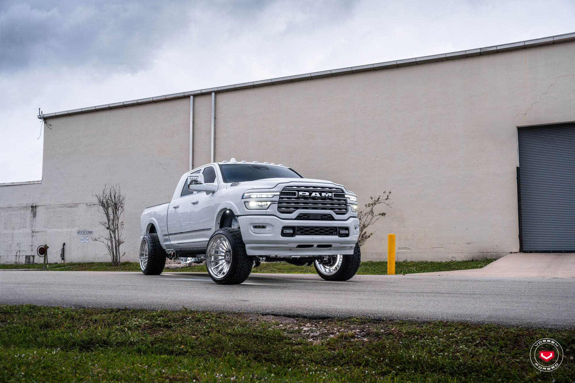 Dodge RAM 2500 - GNX Series: GNX-01 - Vossen Wheels