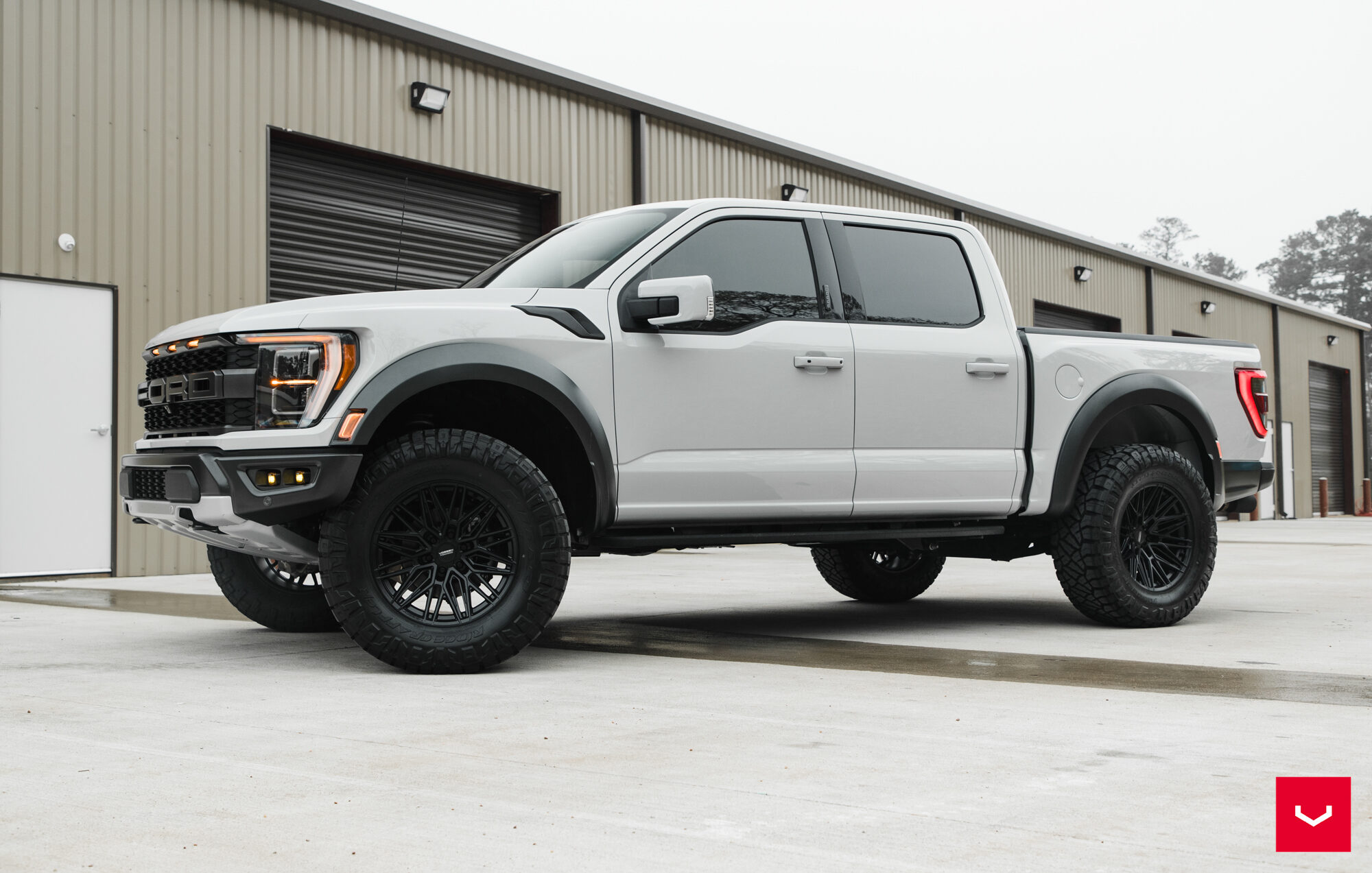 Ford F-150 Raptor - Hybrid Forged Series: HF6-5 - Vossen Wheels