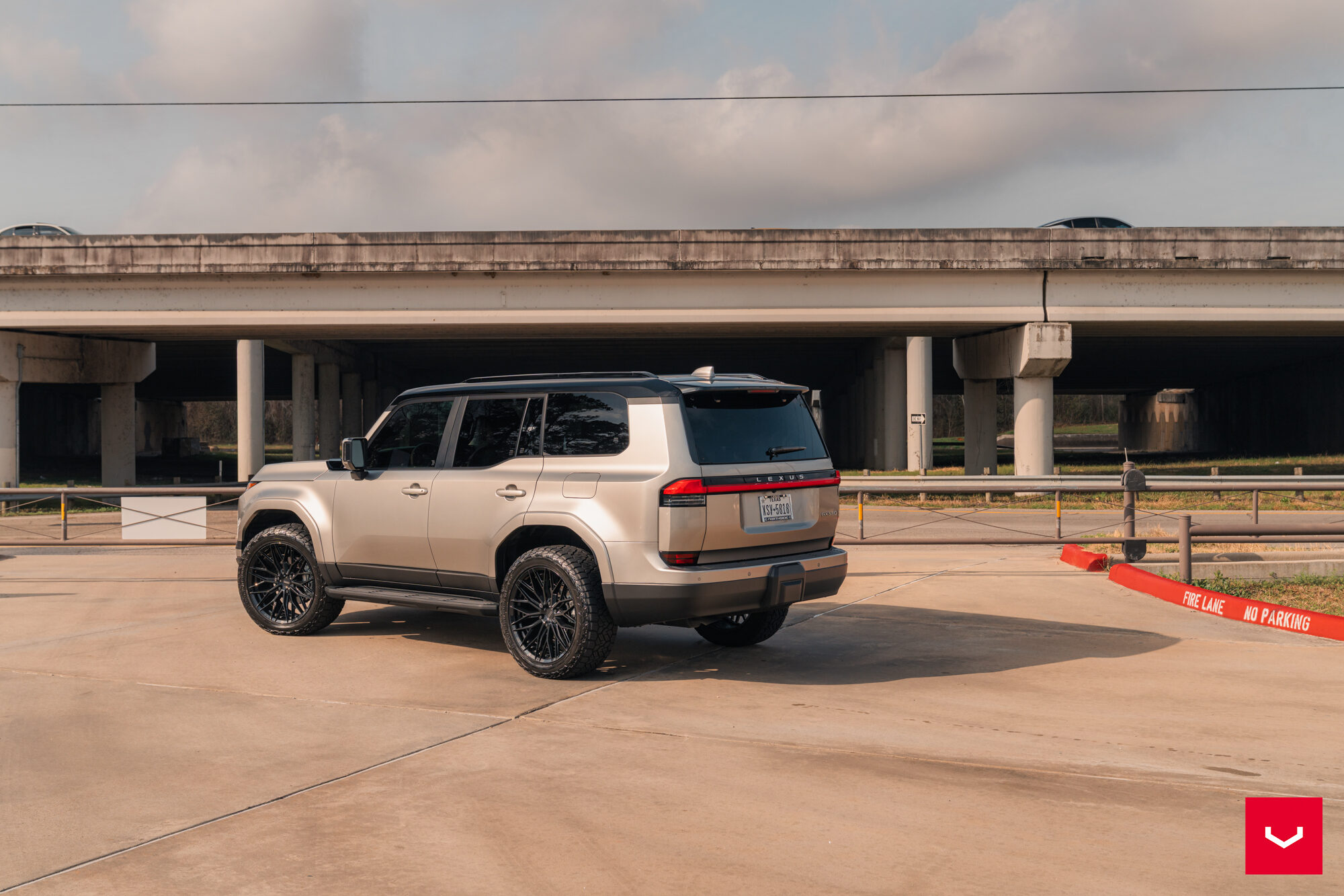 Lexus GX550 - HFX Series: HFX-6 (6-Lug) - Vossen Wheels