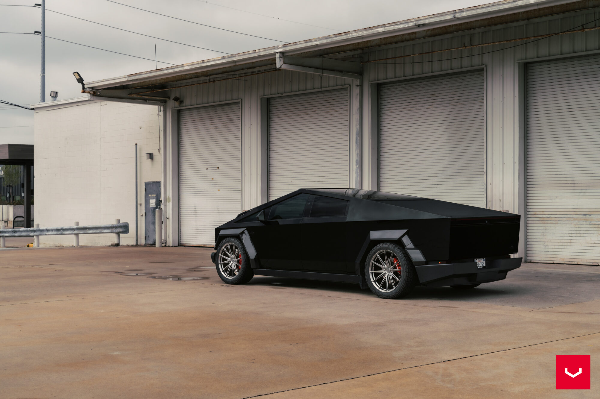 Tesla Cybertruck - HFX Series - HFX-2 (6-Lug) - Vossen Wheels