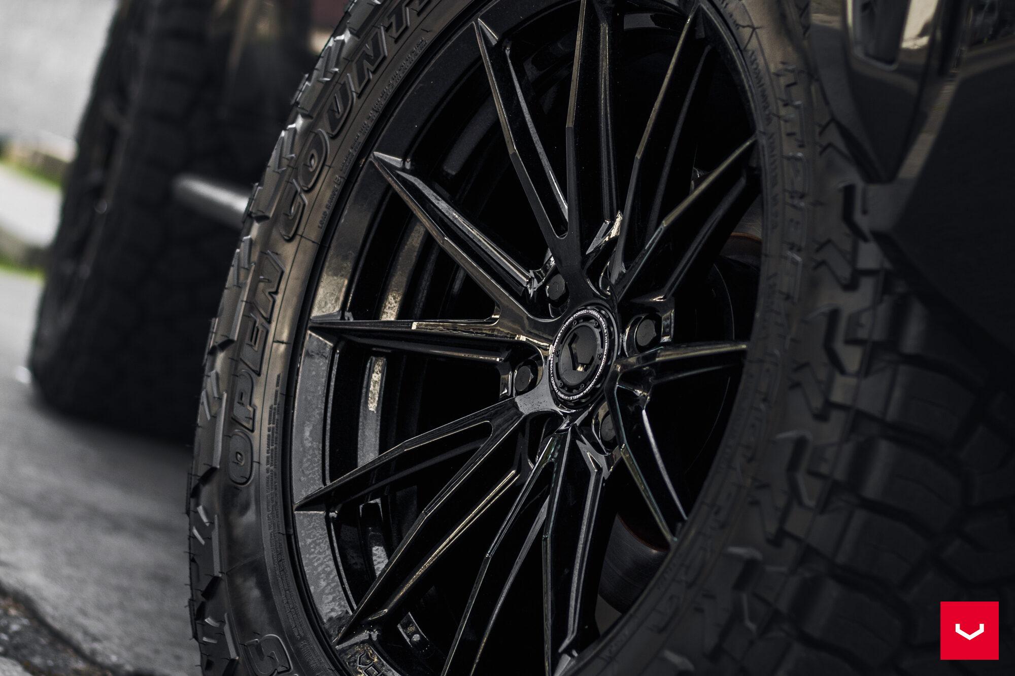 Toyota 4Runner - HFX Series: HFX-2 (6-Lug) - Vossen Wheels