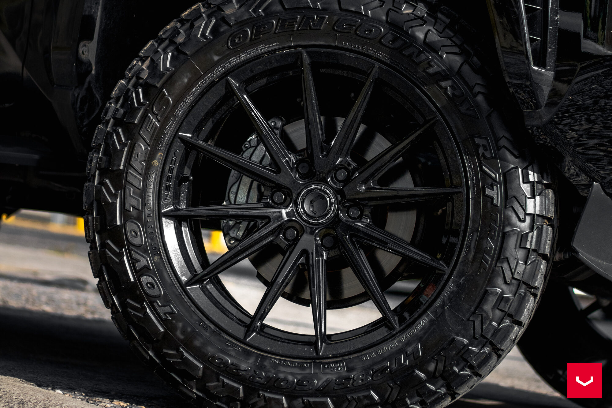 Toyota 4Runner - HFX Series: HFX-2 (6-Lug) - Vossen Wheels