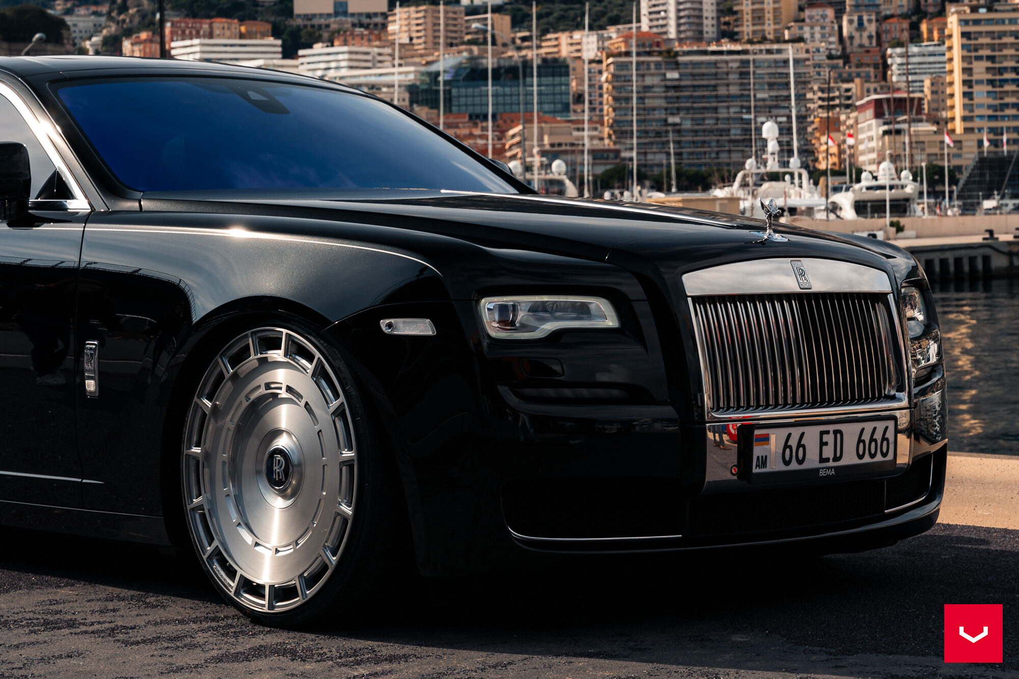 Rolls Royce Ghost - Hybrid Forged Series: HF-9 - Vossen Wheels