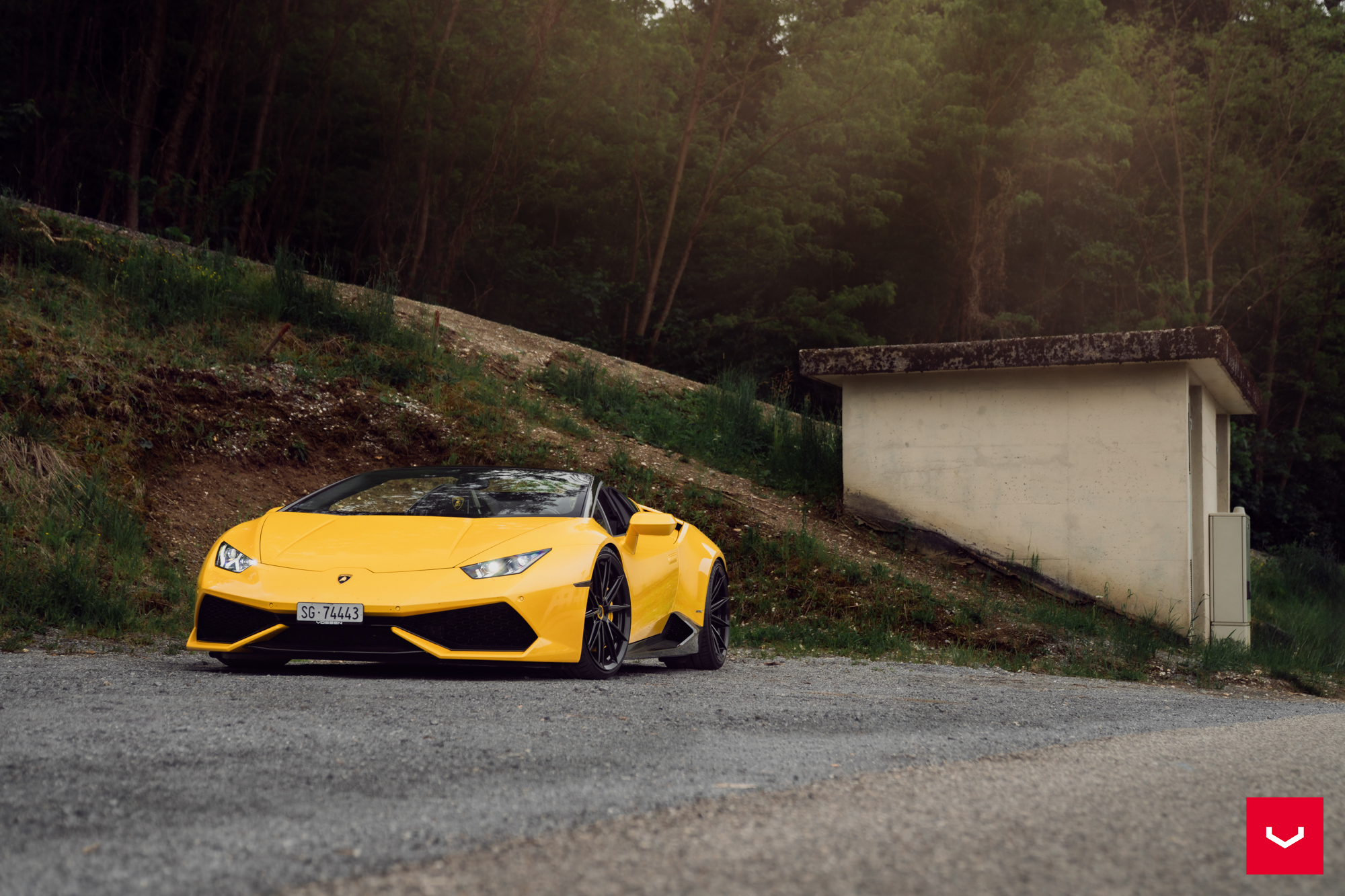 Lamborghini Huracan - HFX Series: HFX-2 (5-Lug) - Vossen Wheels