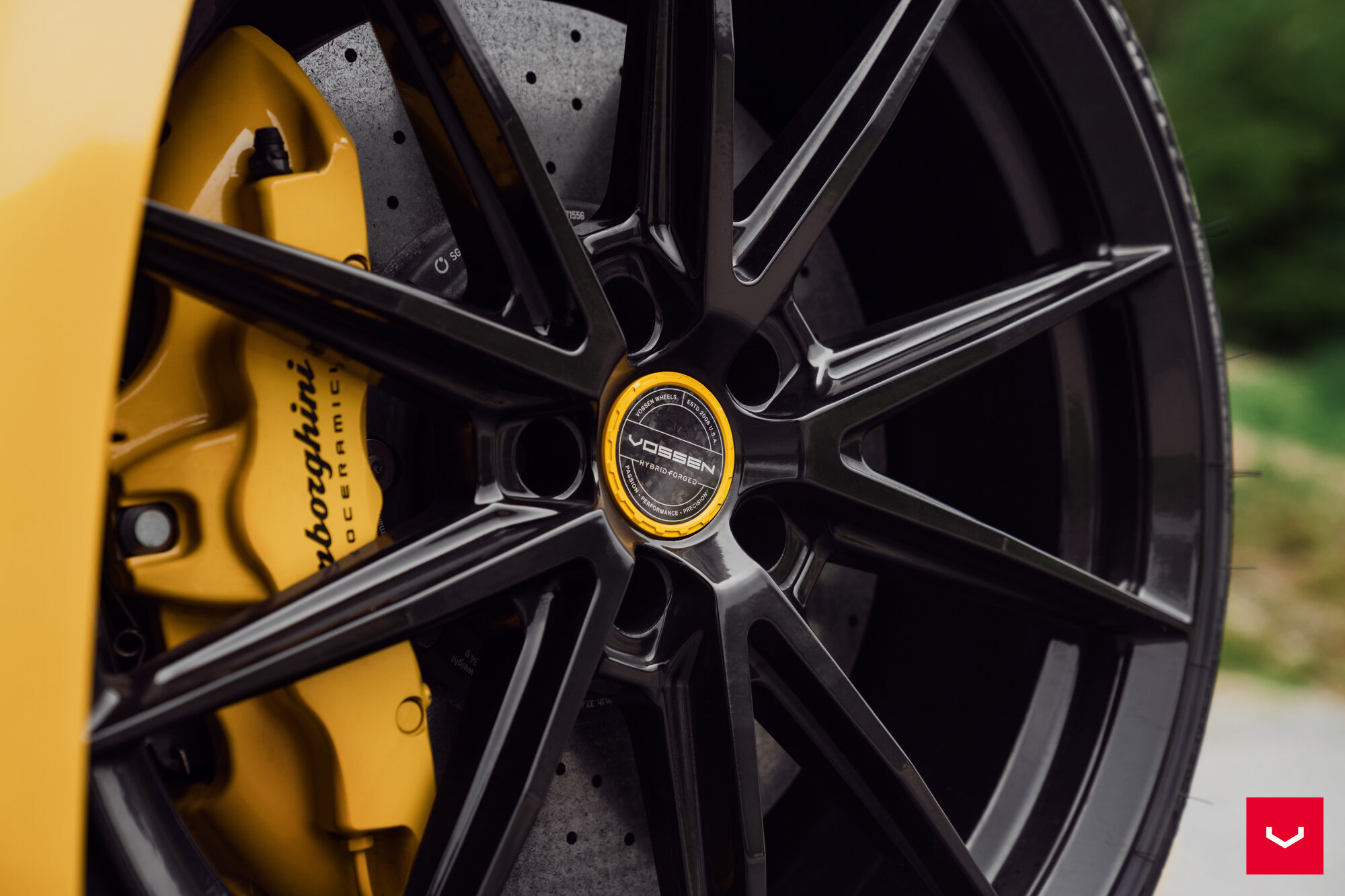 Lamborghini Huracan - HFX Series: HFX-2 (5-Lug) - Vossen Wheels